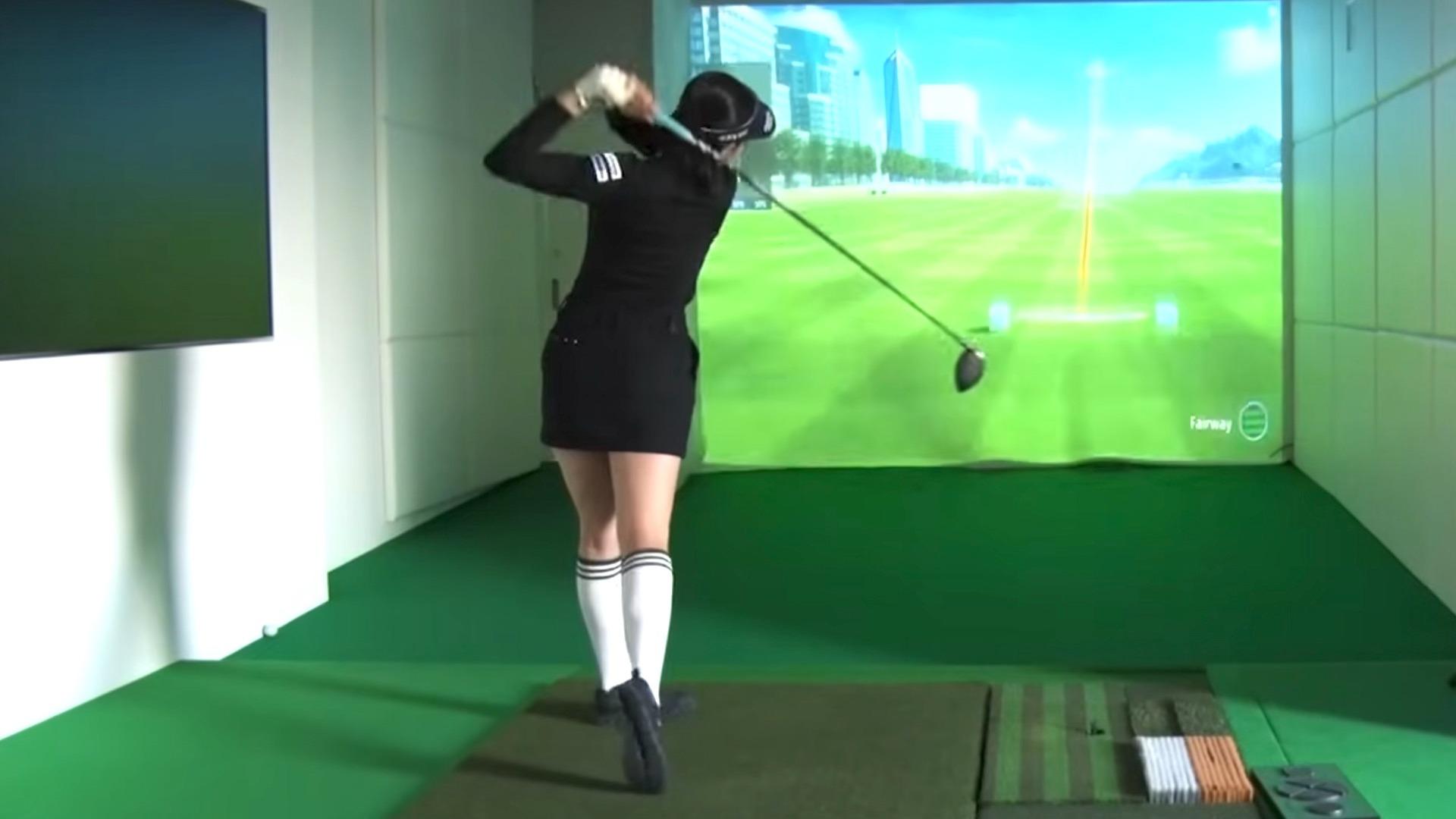 アマチュアが知らない"真実の体重移動"を三浦桃香プロが解説します！（AKI GOLF） - エキスパート - Yahoo!ニュース