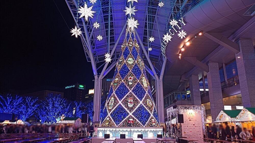 【福岡市博多区】博多駅前広場で「光の街・博多」開幕。点灯式にはマリオ＆ルイージ登場で大盛り上がり！（hideko） - エキスパート - Yahoo!ニュース