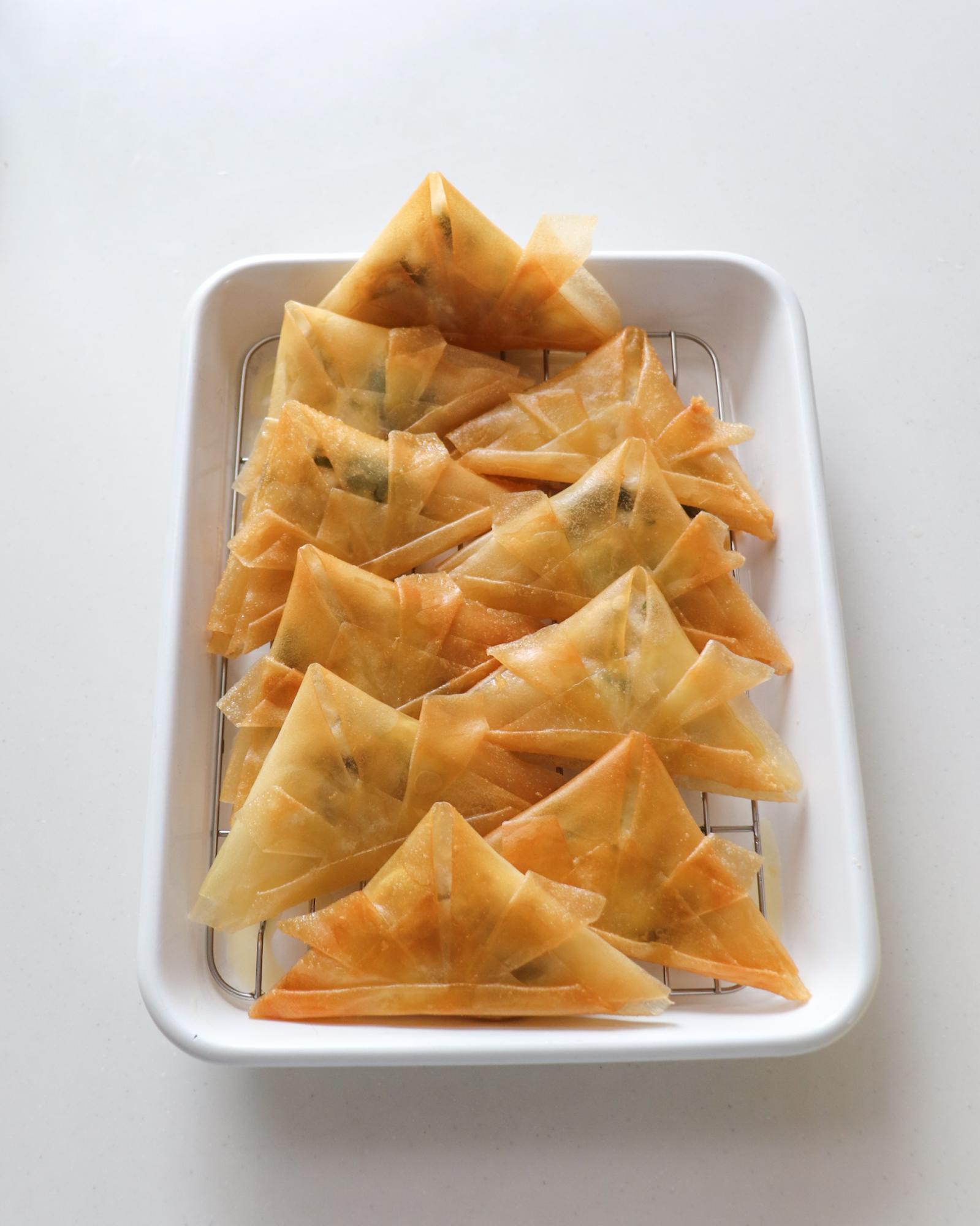 【かぶと春巻き】実は簡単に作れるんです！中身は子どもが大好きな具入り！（rii） - エキスパート - Yahoo!ニュース