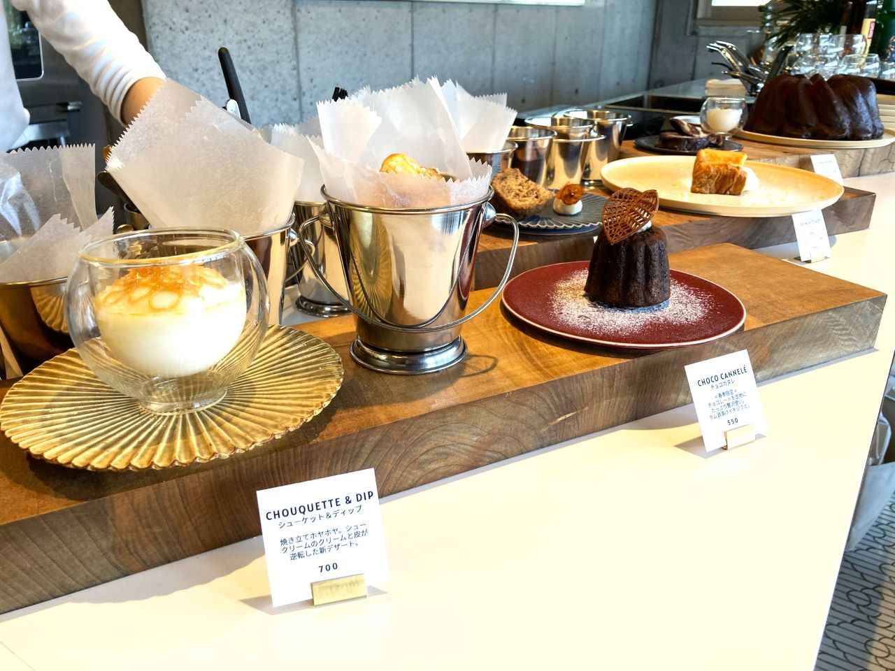 【京都カフェ】桜を眺めながら、パリ仕込みのスイーツ＆ブランチを楽しめる「ETRA」（ロザンベール葉） - エキスパート - Yahoo!ニュース