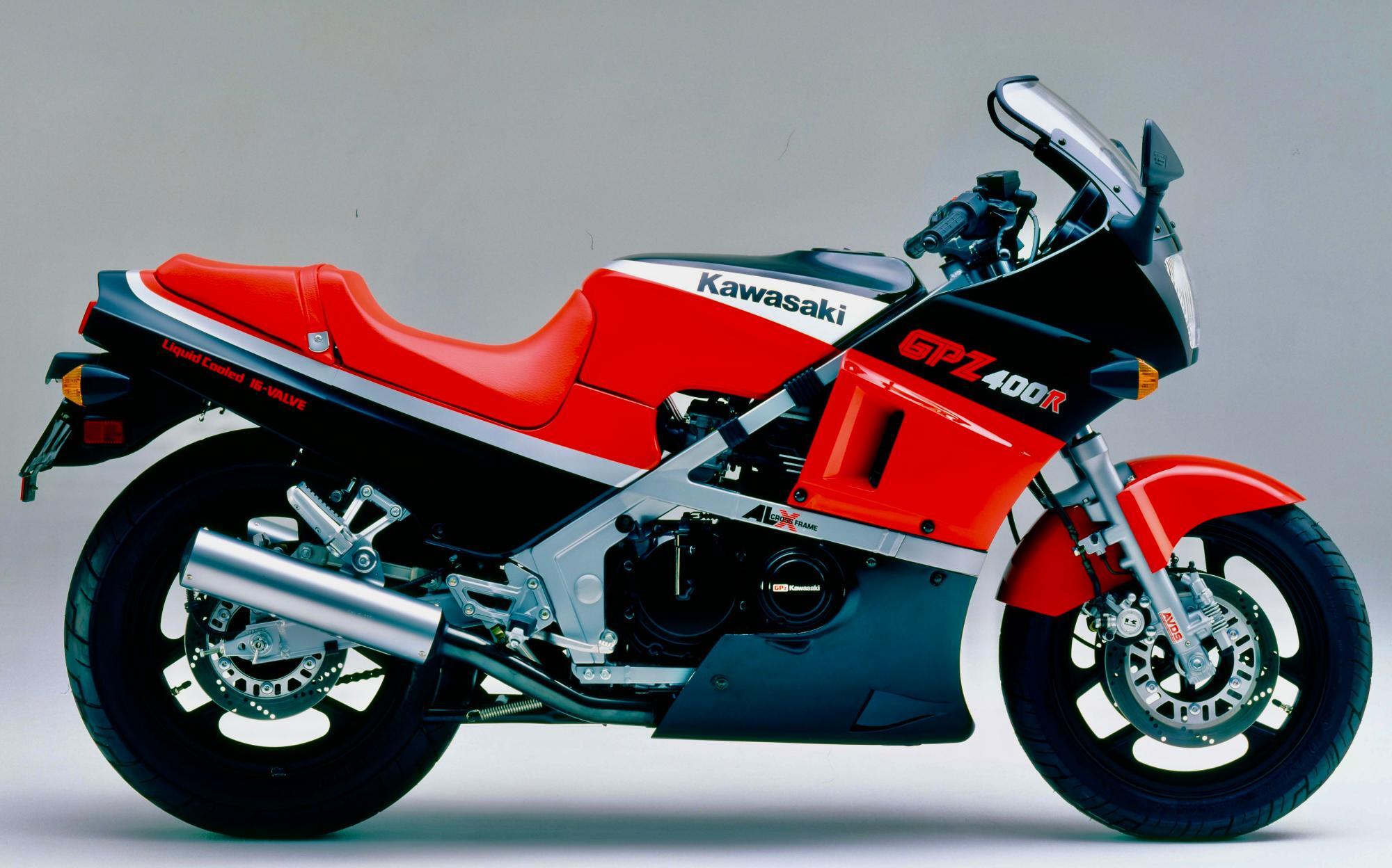 【オートバイのあれこれ】トレンドに振り回されないカワサキの信念。孤高の公道派スポーツ！（Rotti.） - エキスパート - Yahoo!ニュース