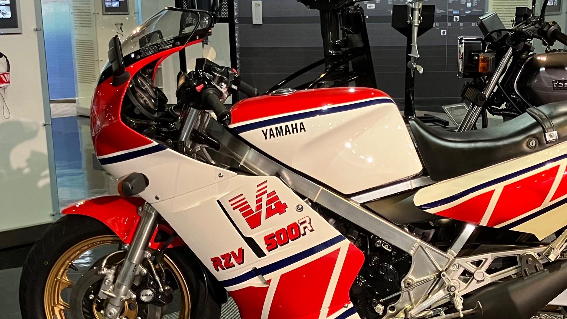 【オートバイのあれこれ】ヤマハのフラッグシップ・2ストレプリカ！（Rotti.） - エキスパート - Yahoo!ニュース