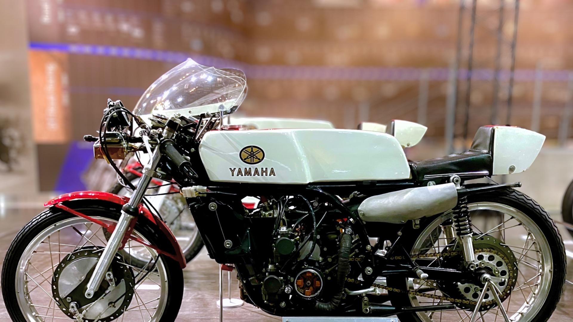 【オートバイのあれこれ】125ccのV4マシン！（Rotti.） - エキスパート - Yahoo!ニュース