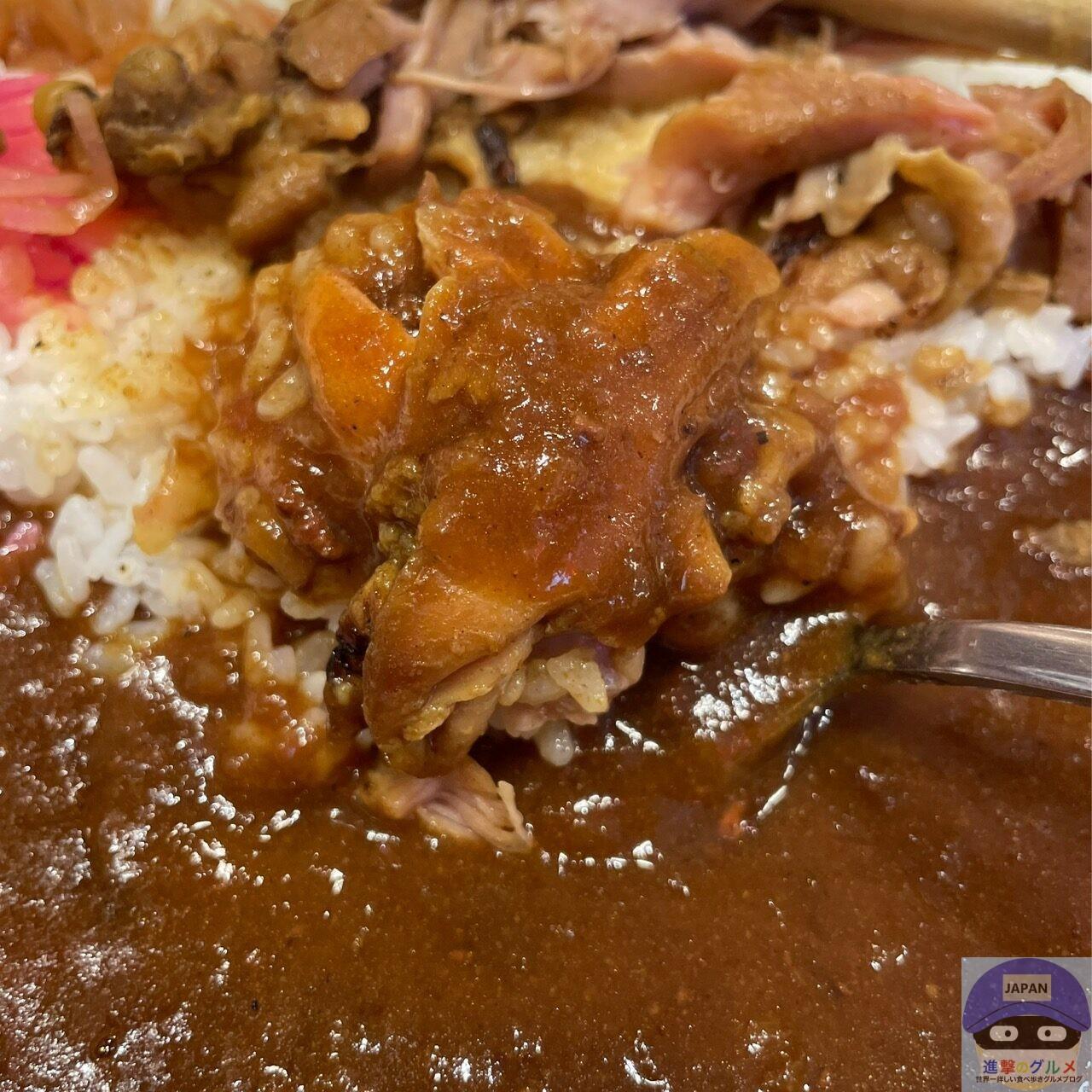 すき家で「大盛りチキンカレー」を注文してみた(進撃のグルメ) エキスパート Yahoo ニュース