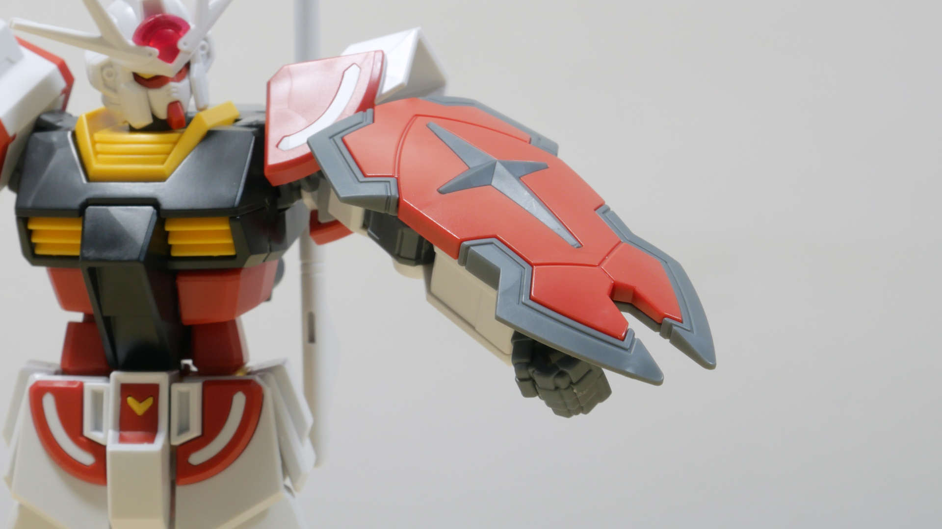 再販直前】初代ガンダムとしても組める!最新の主役ガンダムが 再販直前】初代ガンダムとしても組める!最新の主役ガンダムが