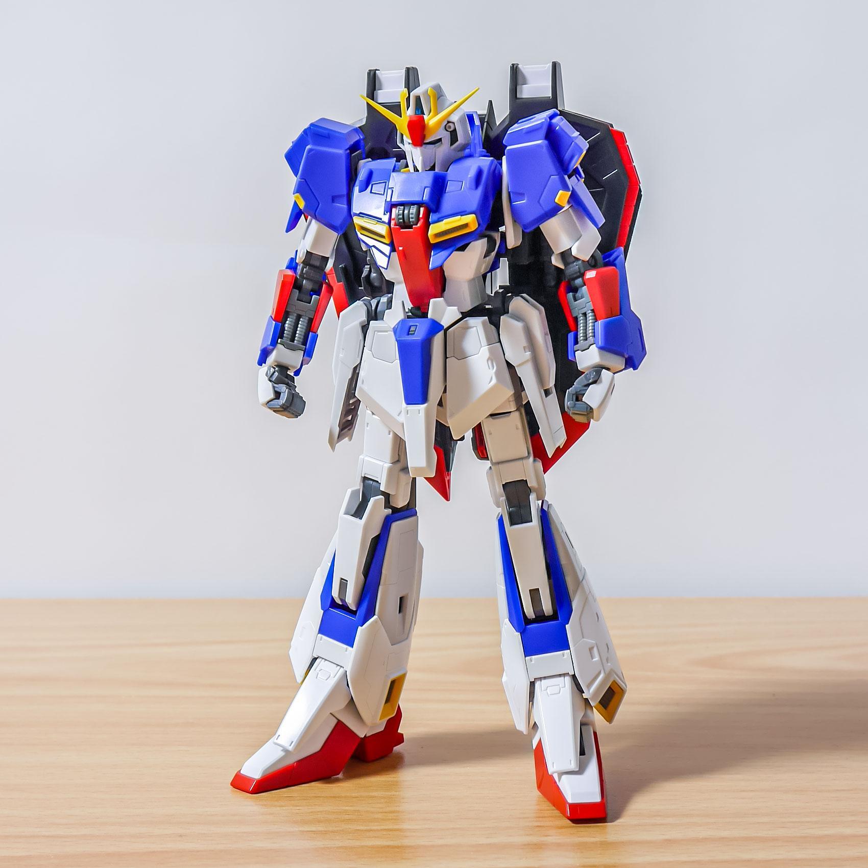 4月再販】ギミック満載!完全変形!でも難易度MAXなZガンダム 4月再販】ギミック満載!完全変形!でも難易度MAXなZガンダム