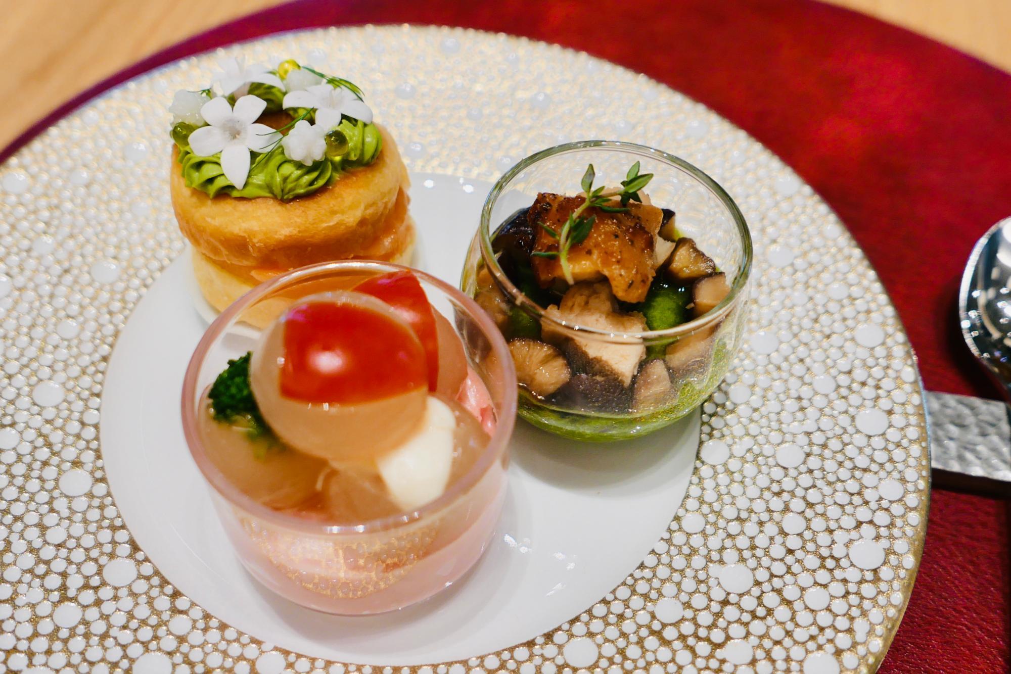 【大阪市浪速区】キラキラのクリスマス！ あめちゃんテーマのアフタヌーンティーとパフェをOMO7大阪で（すずまる） - エキスパート - Yahoo!ニュース