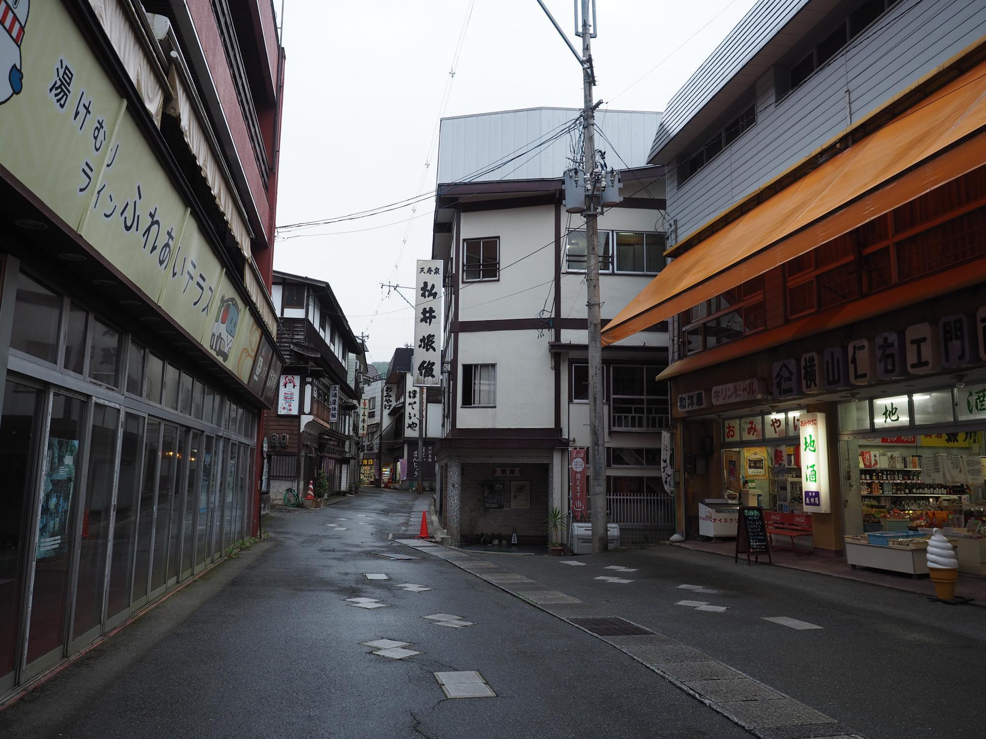 令和であることを忘れそう…旅情あふれる「昭和＆平成レトロな温泉地」5選（東北編）（高橋一喜） - エキスパート - Yahoo!ニュース