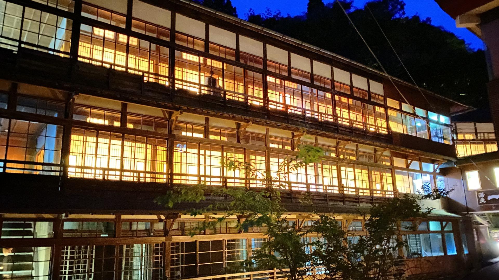 令和であることを忘れそう…旅情あふれる「昭和＆平成レトロな温泉地」5選（東北編）（高橋一喜） - エキスパート - Yahoo!ニュース