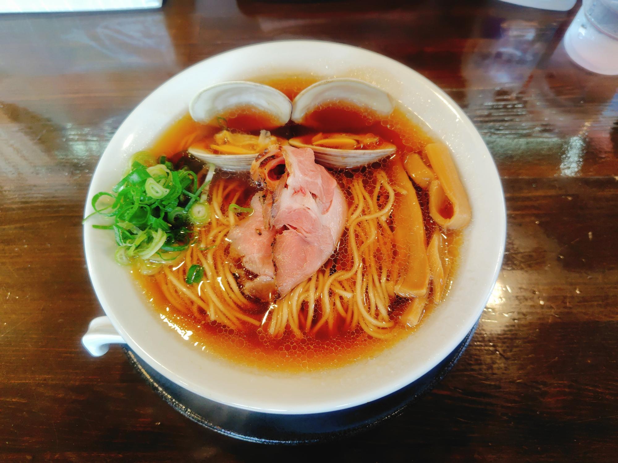 【秋田】年間500杯食べるラーメンフリークがオススメする！秋田へ行くなら食べるべきラーメン3選（TAR-KUN） - エキスパート - Yahoo!ニュース