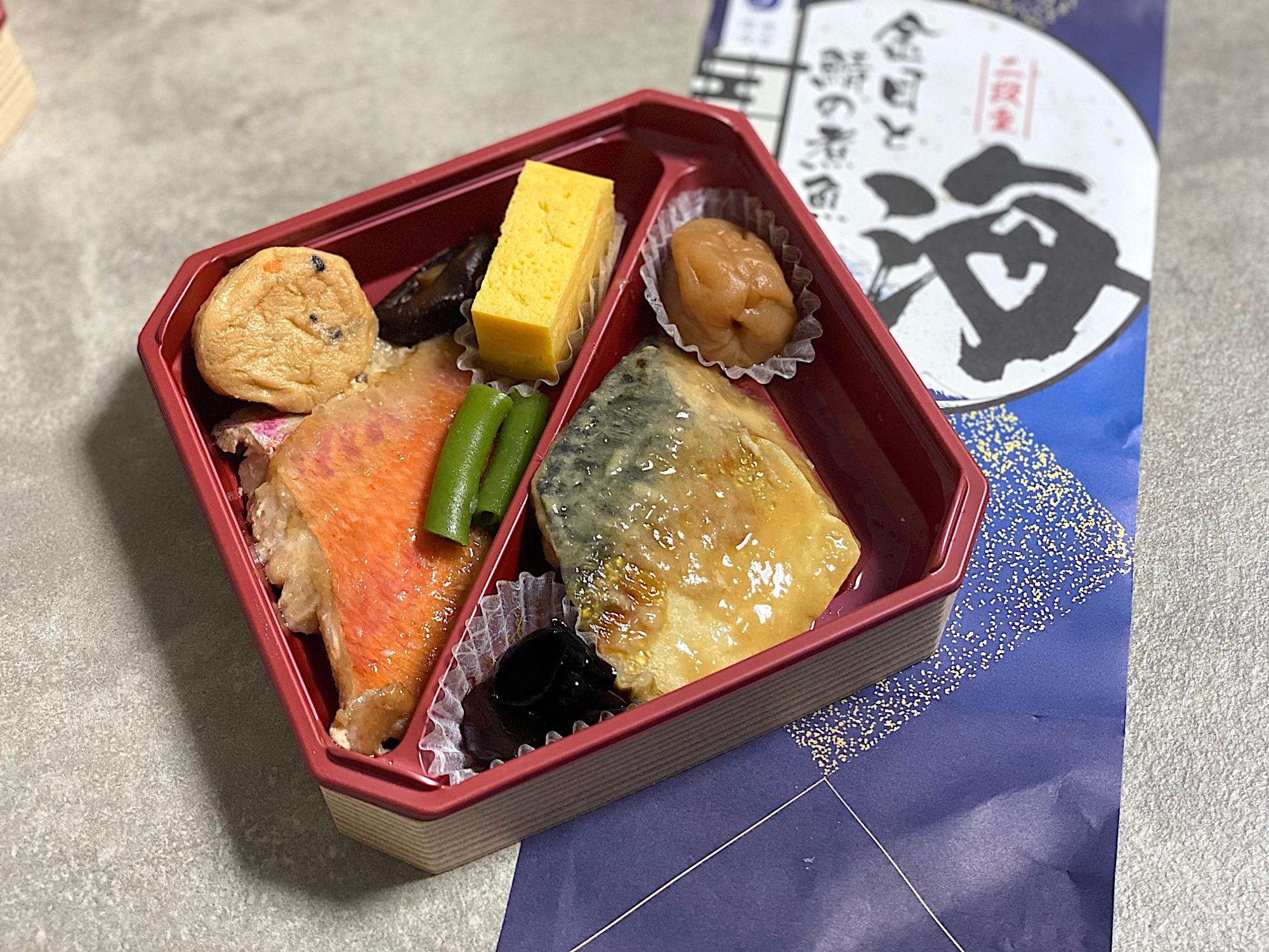 【名古屋駅】車窓食堂「二段重 海 ~金目と鯖の煮魚~」2種類の煮魚とあさり飯を堪能!(土庄雄平) エキスパート Yahooニュース