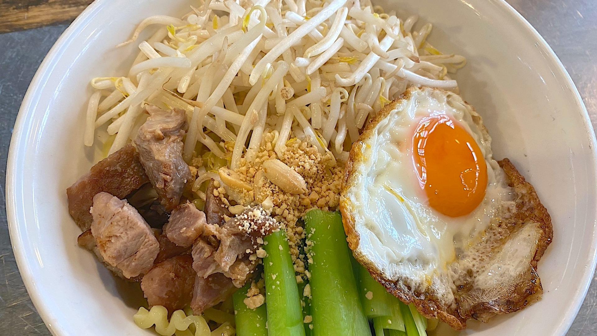 【名古屋駅】いつの時代も至高の一杯であり続ける。rつけ麺汁なし専門店が誇る、唯一無二の「汁なし」(土庄雄平) エキスパート Yahoo