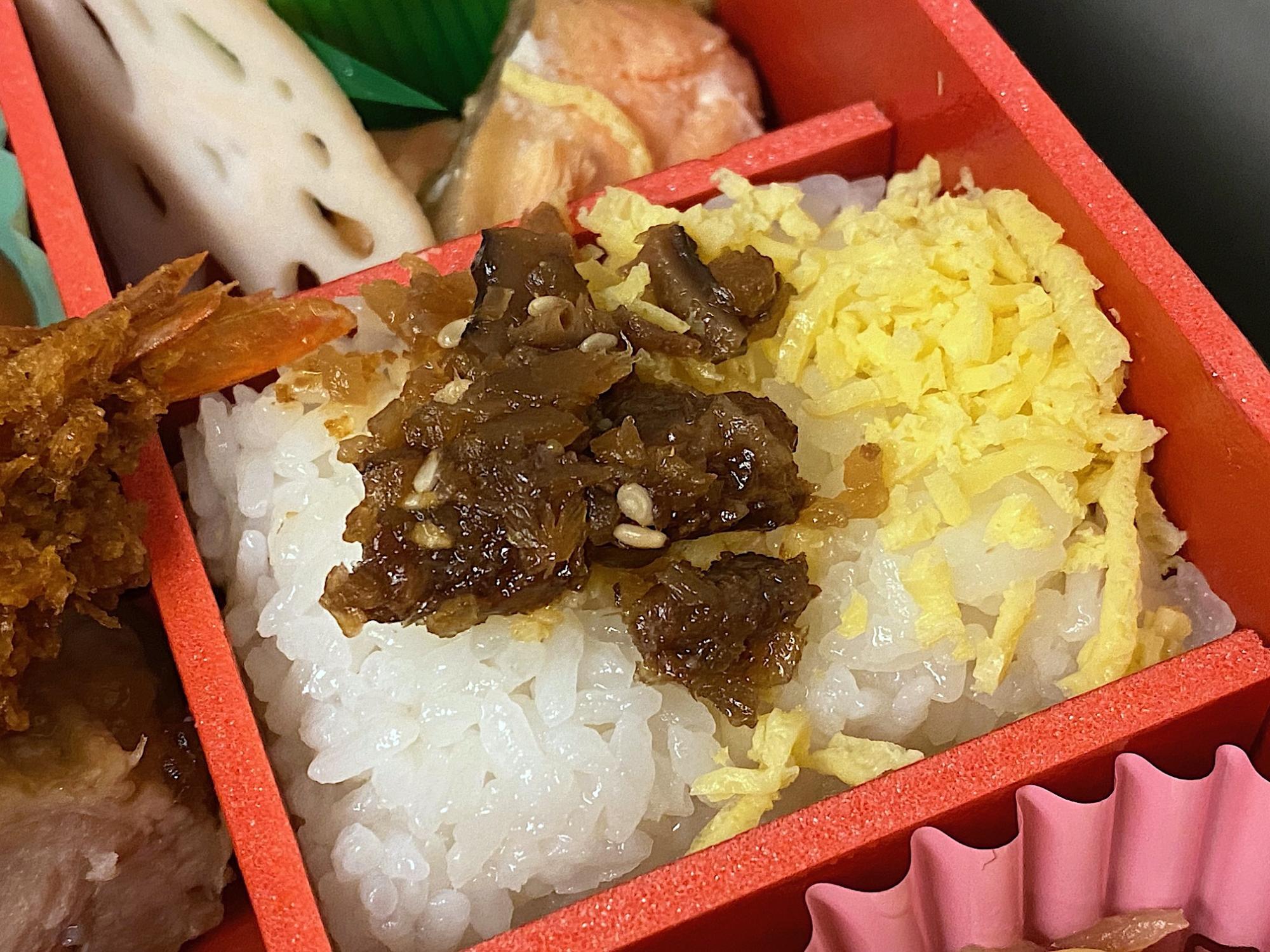 【名駅】駅弁の定番！車窓食堂「特製幕之内御膳」は、東海道の美味しさを詰め込んだ贅沢な幕の内（土庄雄平） エキスパート Yahooニュース