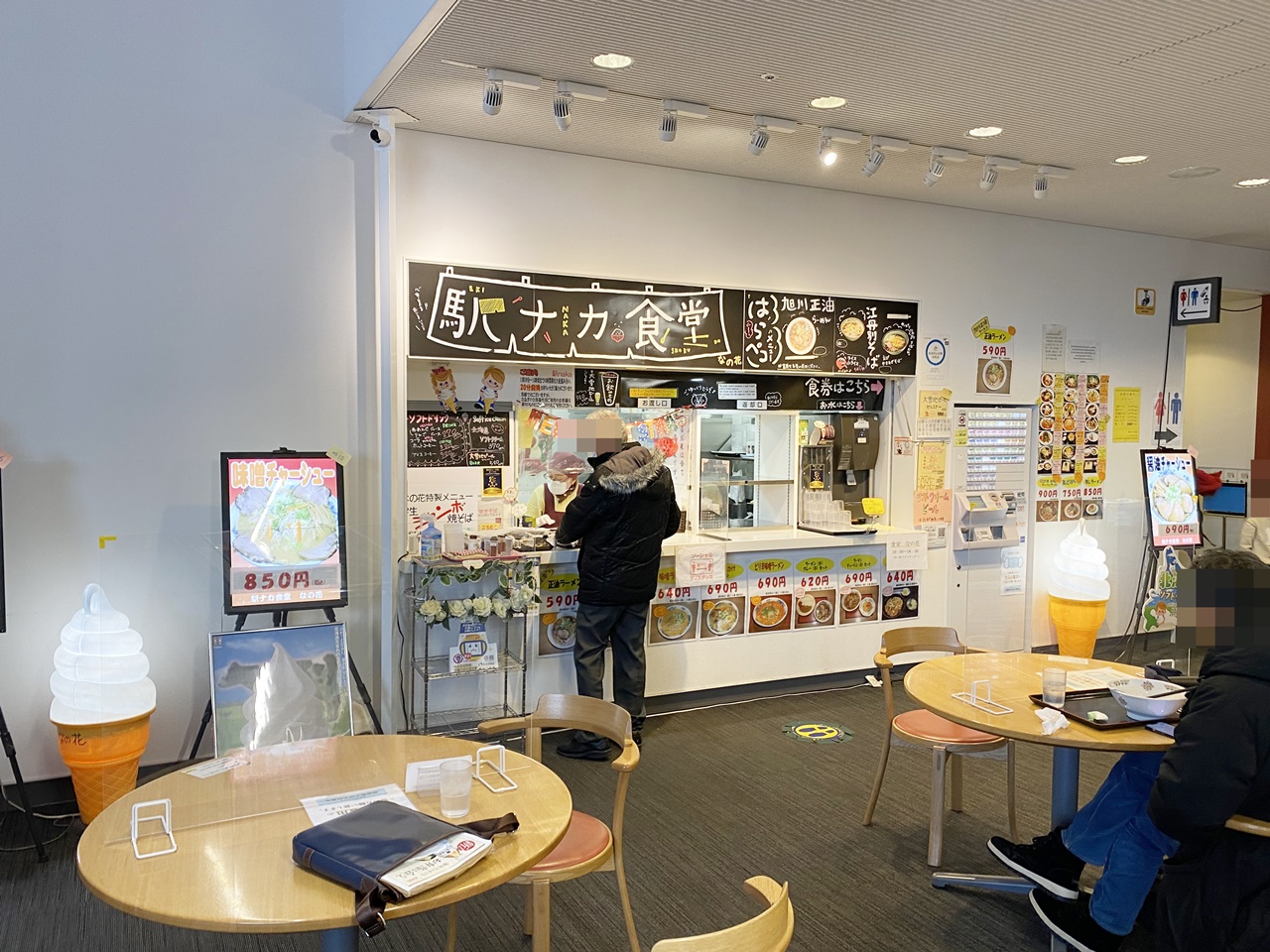 【北海道旭川市】学生じゃなくても注文OK！「駅ナカ食堂なの花」の名物学生焼きそば（都良（TORA)） - エキスパート - Yahoo!ニュース