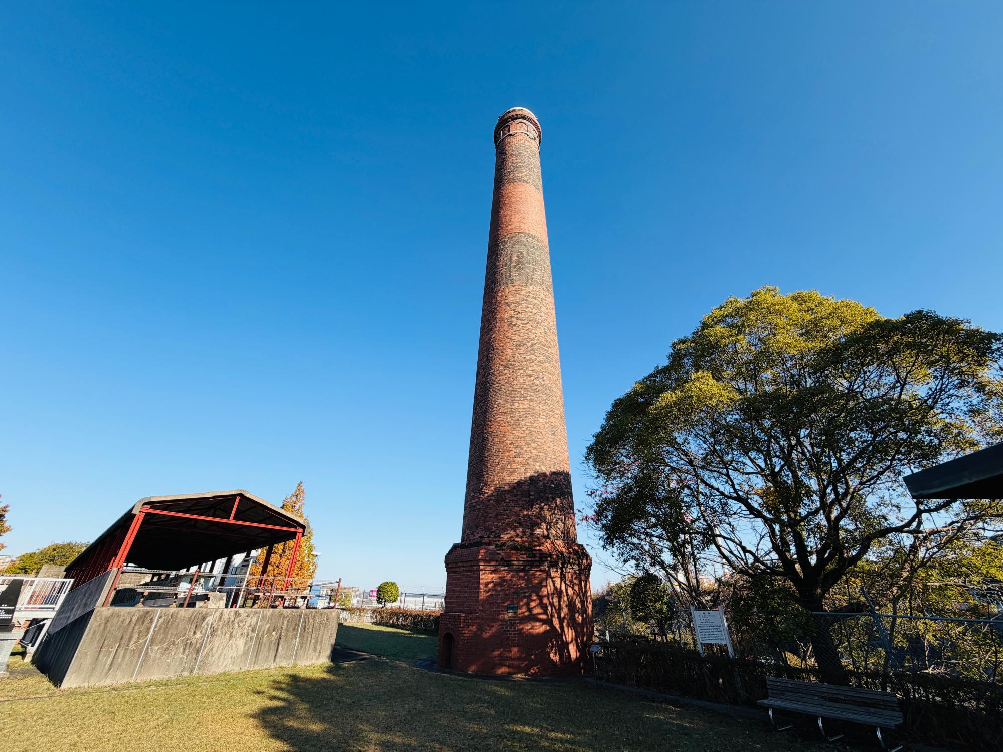【大牟田市】2025年、大牟田の紅葉の見納め♪ 宮浦石炭記念公園の紅葉が見頃を迎えています♪（山本旅水堂） - エキスパート - Yahoo!ニュース
