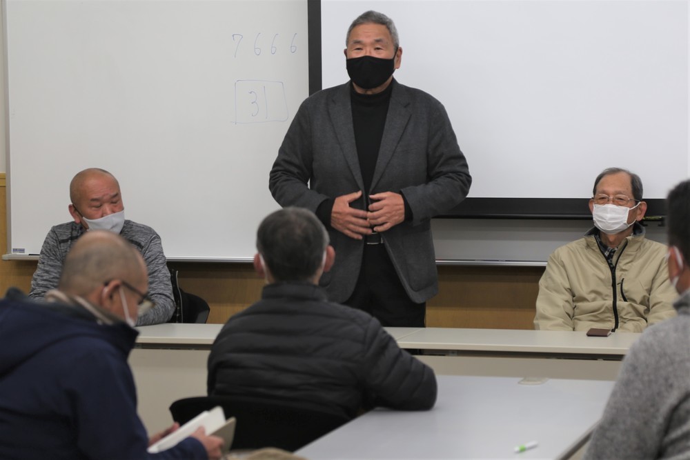 センバツ2023 報徳 “伝説のOB”も応援 役員会 会長の平塚さん ／兵庫（センバツLIVE！） - Yahoo!ニュース