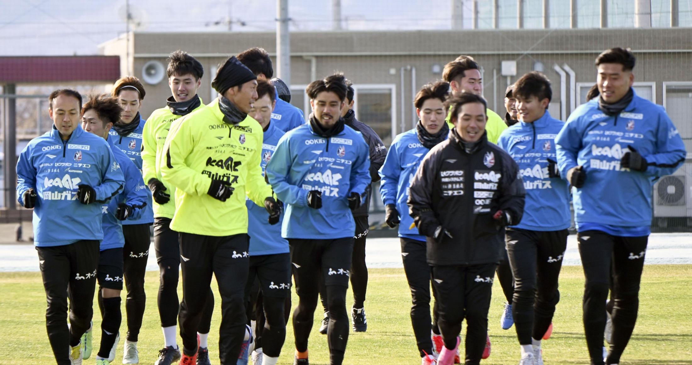 J1初昇格の岡山が始動 木山監督「毎試合が決勝戦」（共同通信） - Yahoo!ニュース
