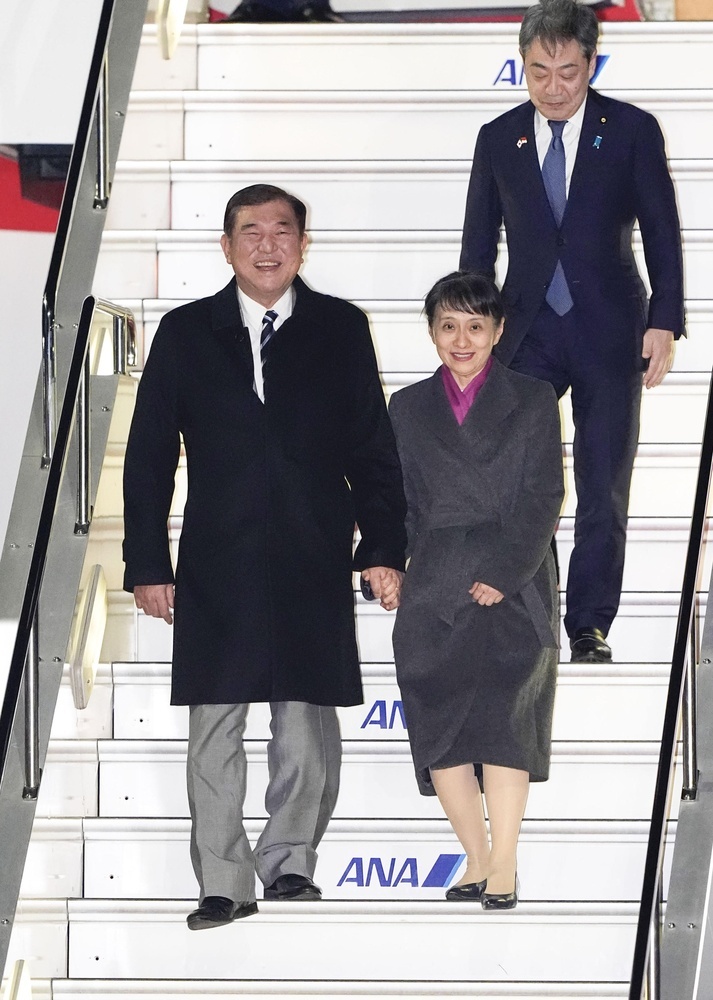 首相、公邸で初の宿泊 官邸隣接、妻佳子さんと（共同通信） - Yahoo!ニュース