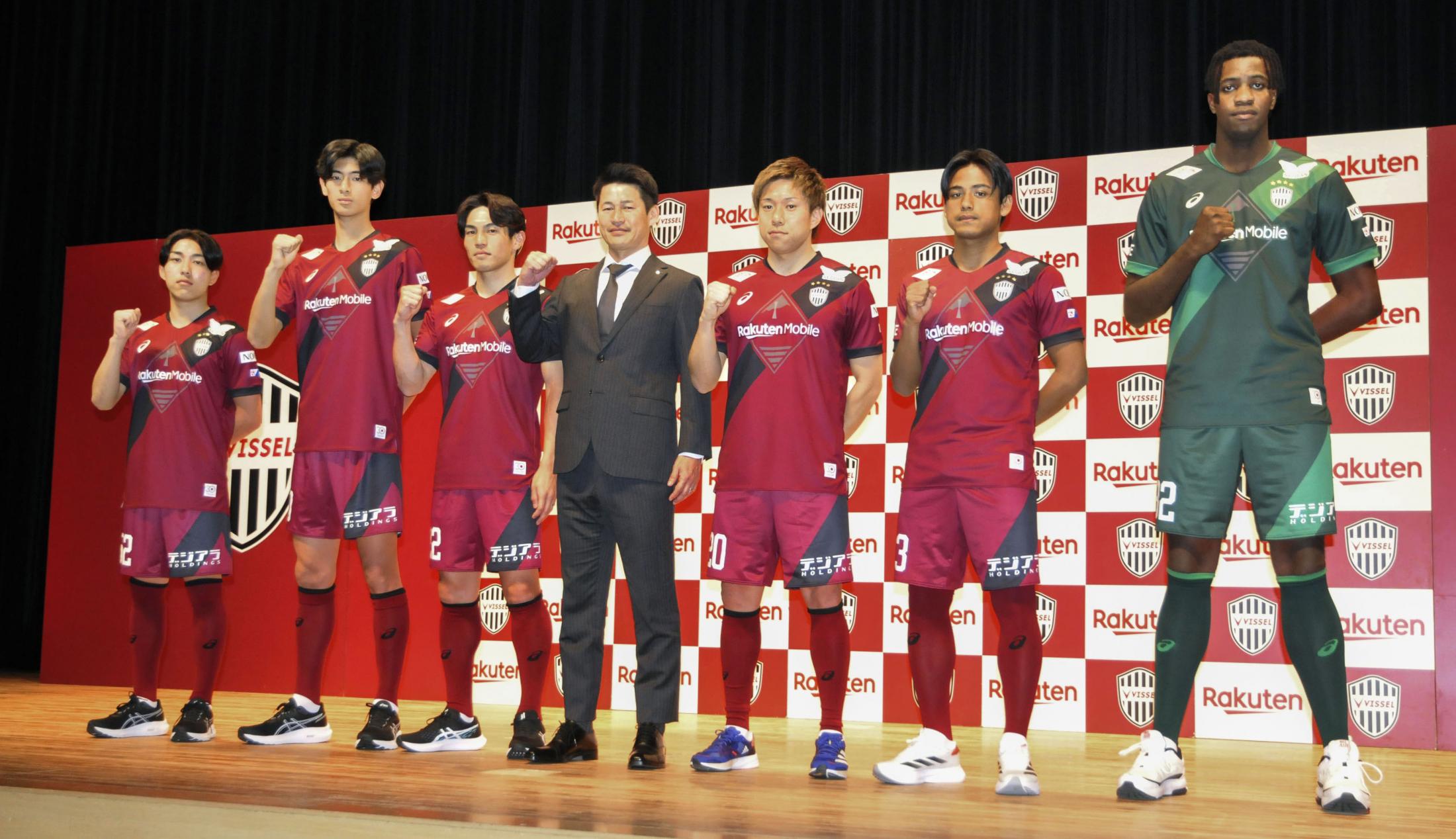 3連覇狙うJ1神戸、新戦力期待 吉田監督「2チーム分必要」（共同通信） - Yahoo!ニュース