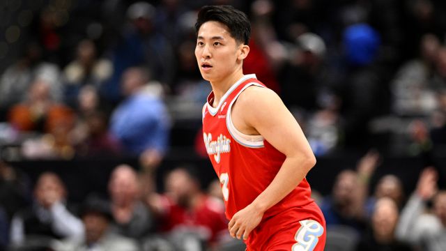 河村勇輝がGリーグゲーム最多タイの14アシストの活躍 第4Qだけで5アシスト 同日のNBAでもベンチ入り（日テレNEWS NNN） - Yahoo!ニュース