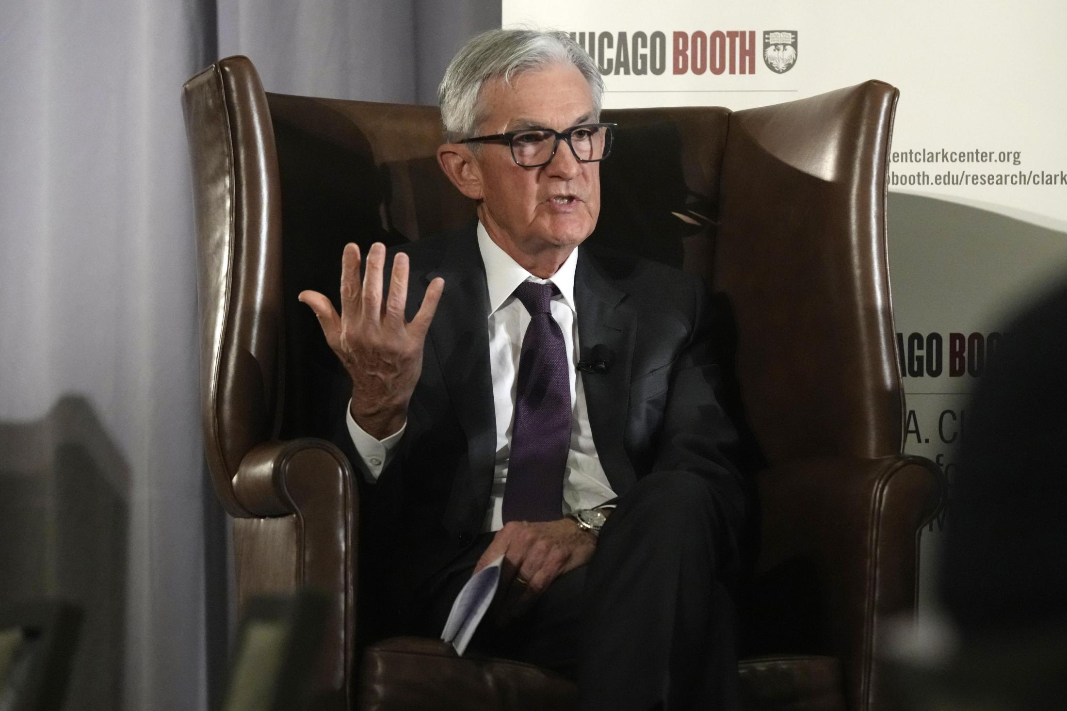 FRB議長、金融政策調整に慎重 トランプ関税強化の影響見極め（共同通信） - Yahoo!ニュース