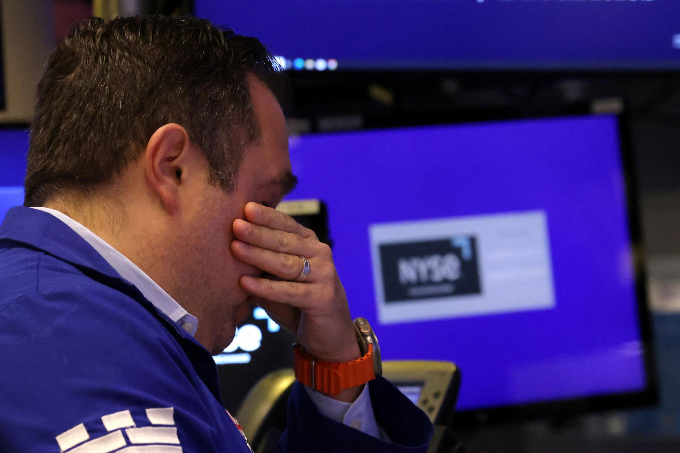 NY株一時1300ドル超安 FRB独立性巡り混乱警戒（共同通信） - Yahoo!ニュース