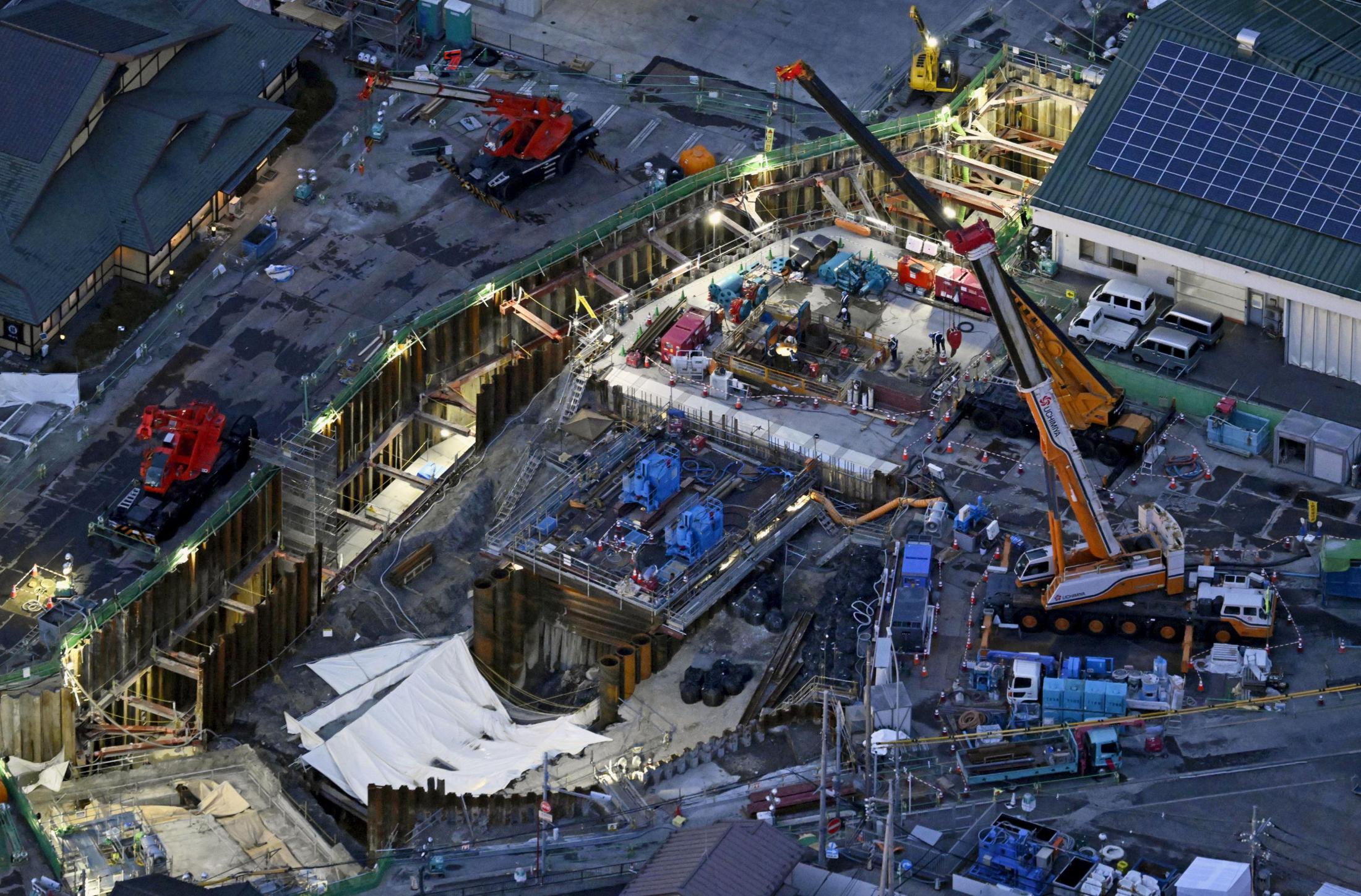 埼玉陥没事故、バイパス工事完了 不明運転手の捜索本格化へ（共同通信） - Yahoo!ニュース