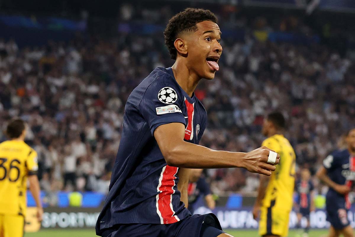 この角度から決める！？ PSGの19歳MFが投入2分後にゴール！ インテルに勝利して初優勝【欧州CL】（フットボールチャンネル） - Yahoo!ニュース