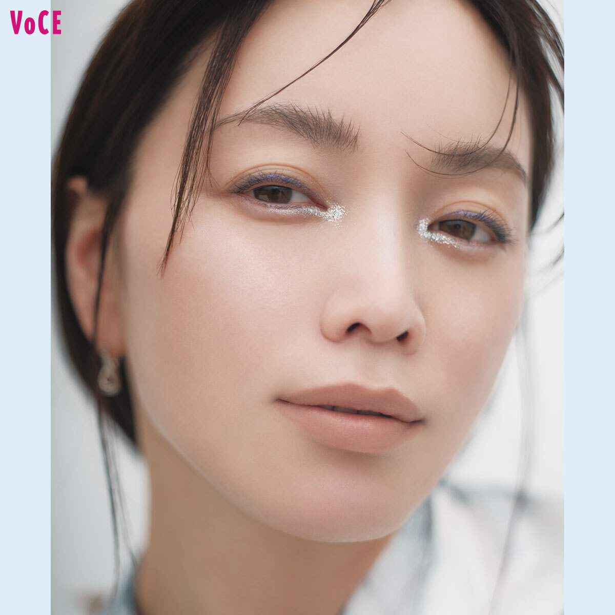 【蛯原友里】ジュエリーをまとったようなグリッターアイ（VOCE） - Yahoo!ニュース