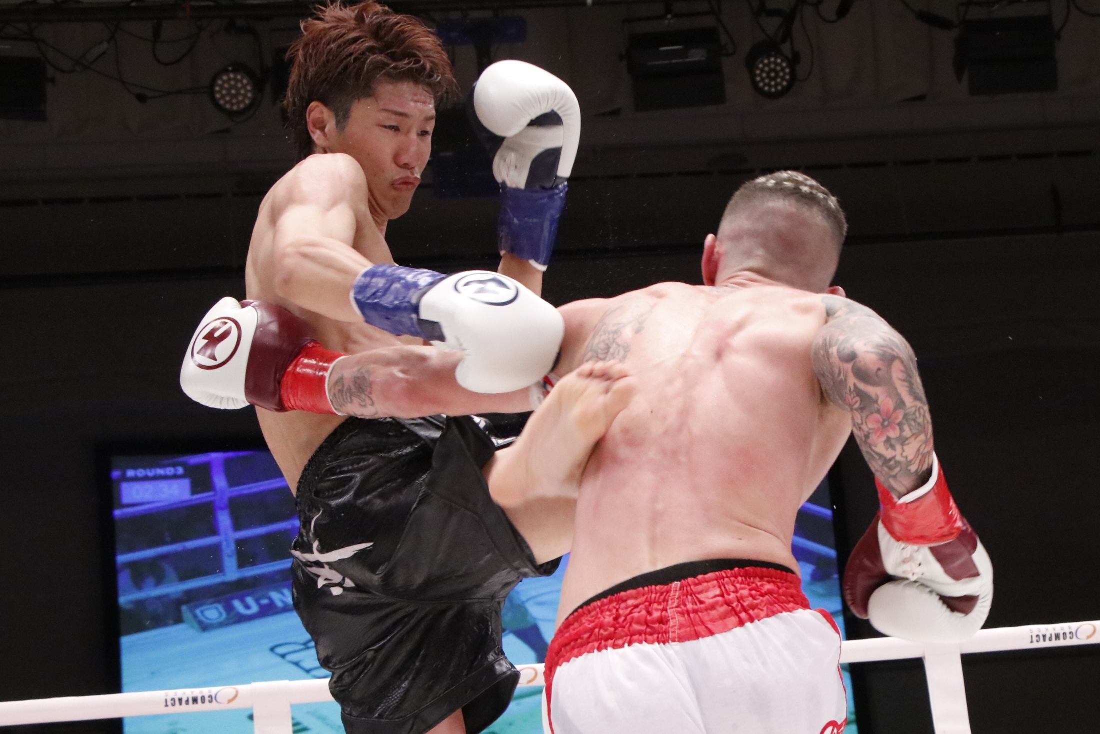 【NJKF】大田拓真の三日月蹴りがグサリ、KOでWBCムエタイ世界王座を奪取！（ゴング格闘技） - Yahoo!ニュース