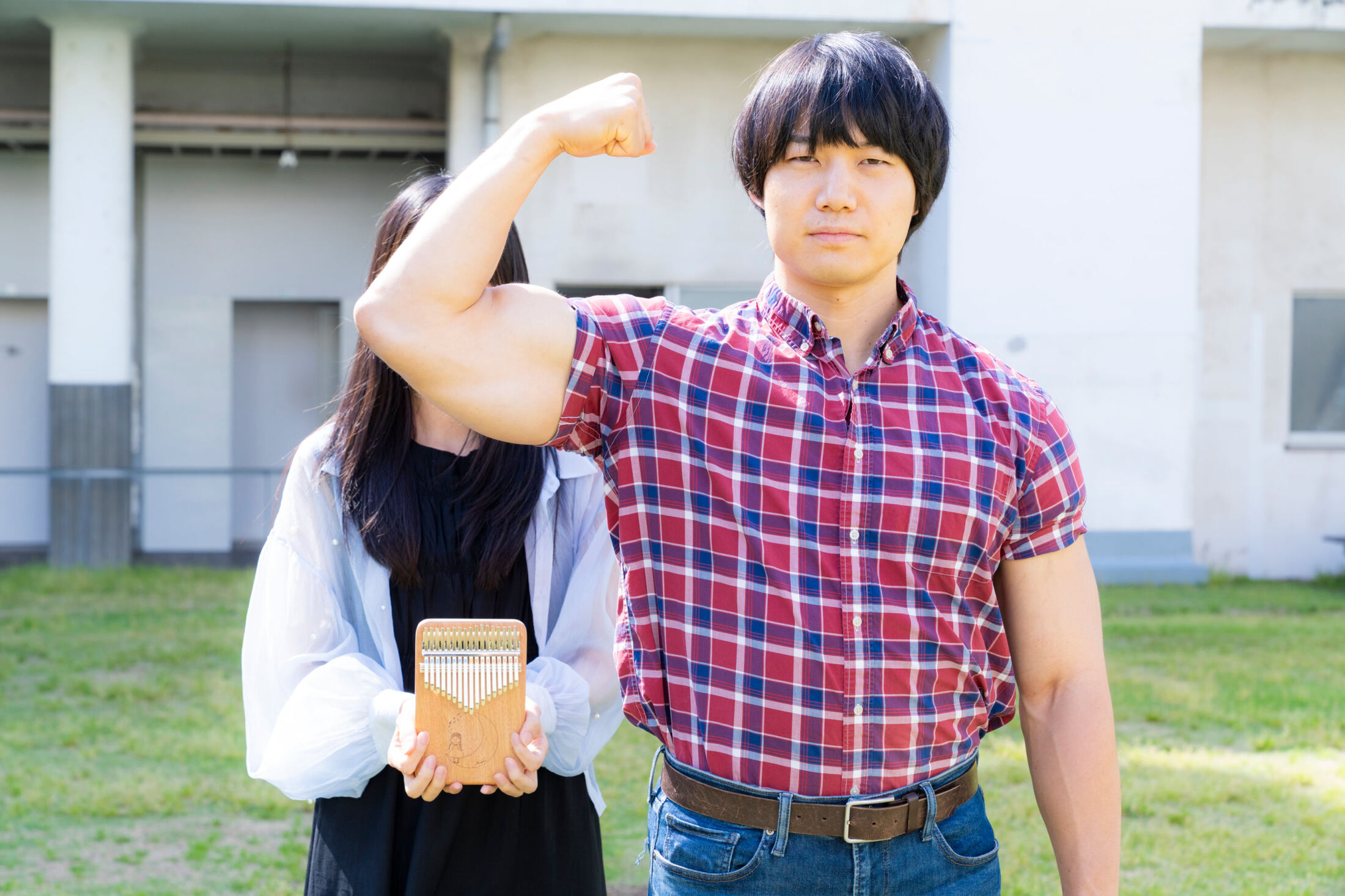 筋肉芸人・青木マッチョがカリンバ奏者Misaとコラボ「カリンバの音色で筋肉も回復する」（エンタメNEXT） - Yahoo!ニュース