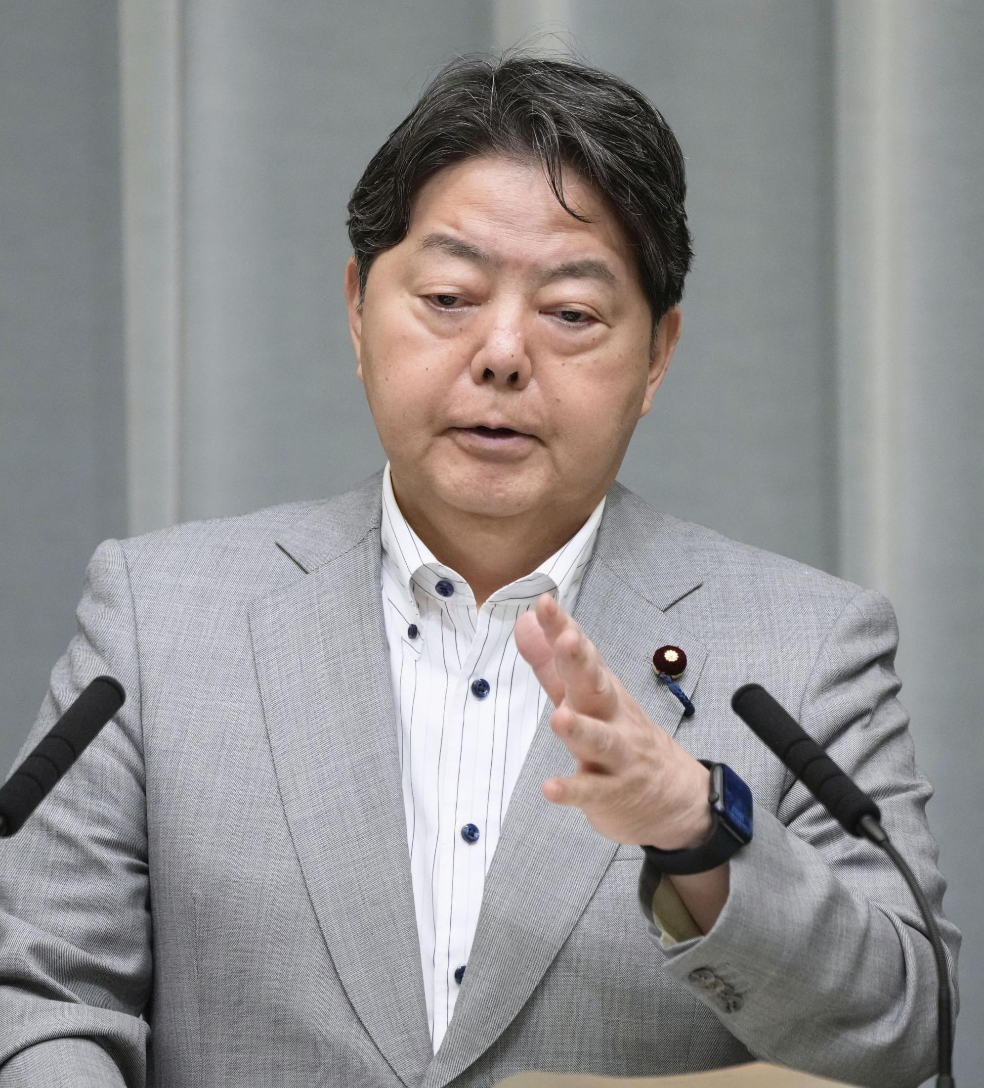 給付金2万円は食品の年間消費税 林官房長官、算出根拠を説明（共同通信） - Yahoo!ニュース