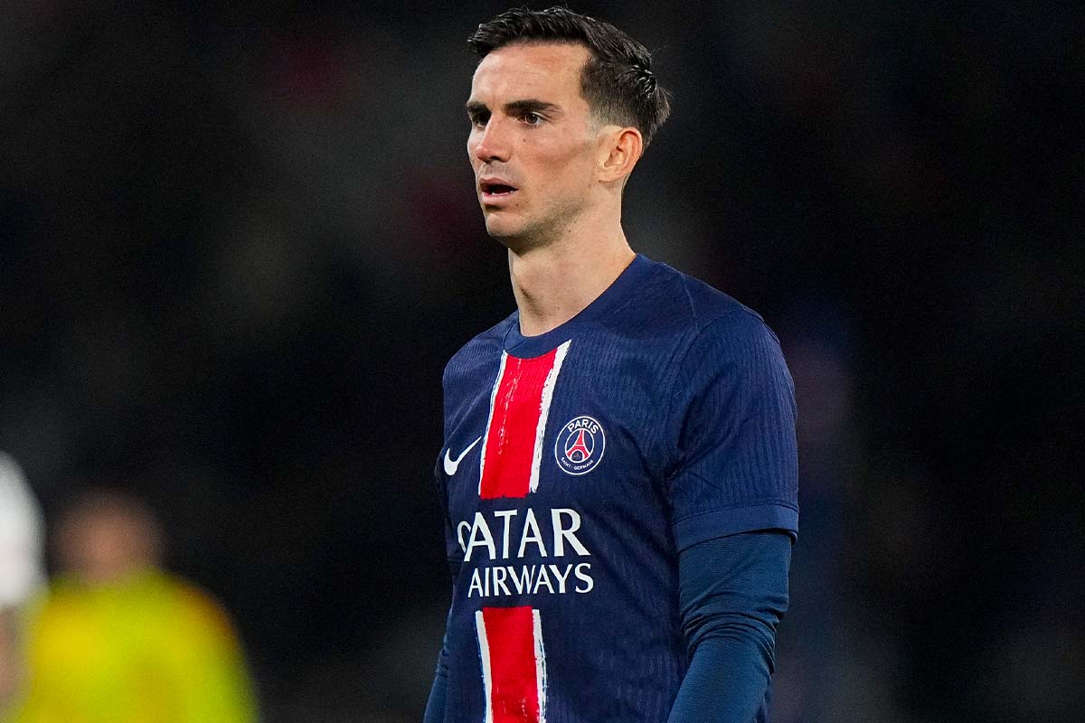 “1年前の今日”の衝撃弾！ PSGのスペイン代表MFのゴールが何度見ても凄い！UEFAは「タイトル獲得への旅をスタート」（フットボールチャンネル） - Yahoo!ニュース