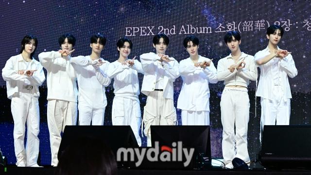 EPEX、3rdフルアルバム「韶華3章：浪漫青春」を7月にリリース決定！カミングスーンイメージが公開（Kstyle） - Yahoo!ニュース