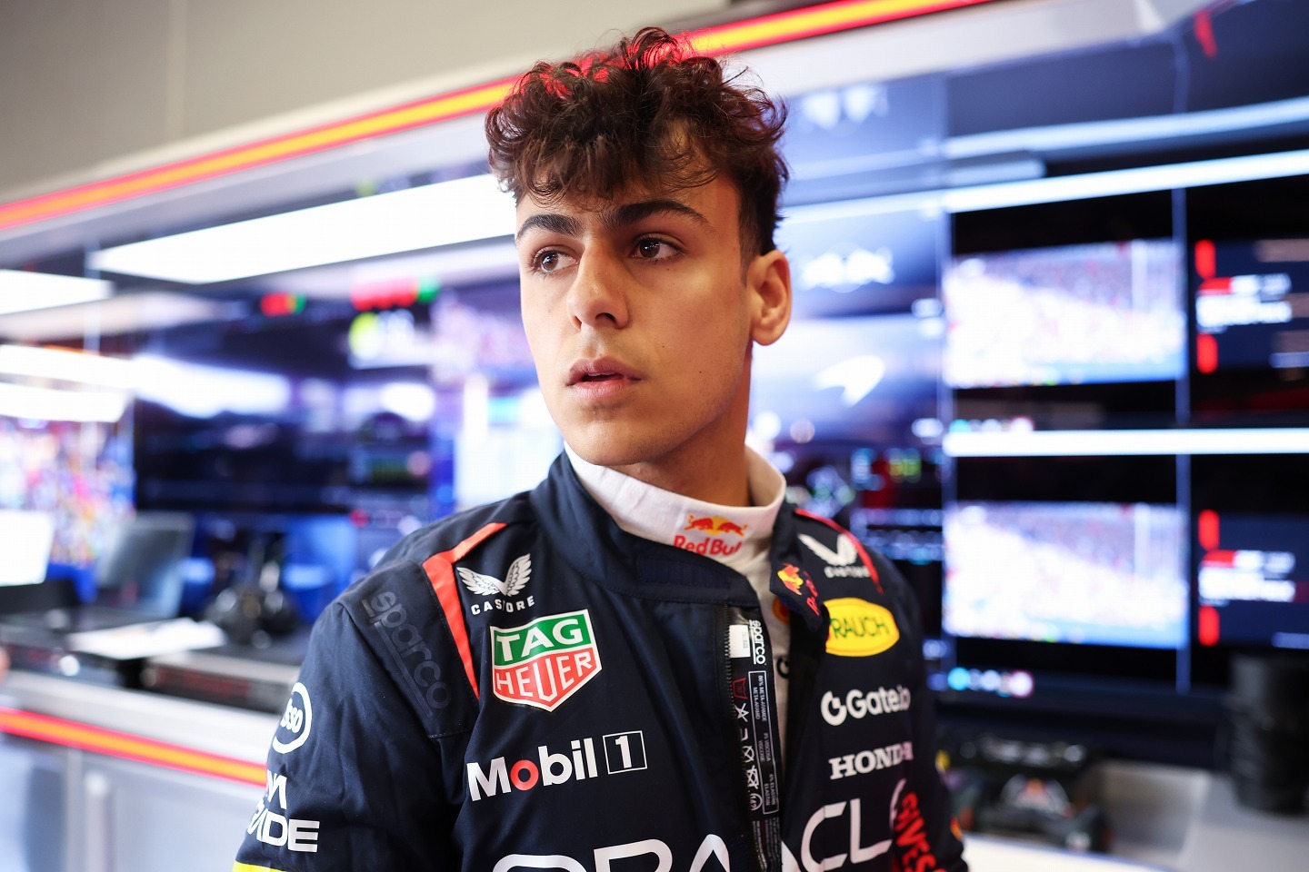 角田車走らせたリンドブラッド、F1公式デビューで14番手！レーシングブルズ勢はレッドブル勢上回る。トップは母国ハミルトン【イギリスGP／FP1】（THE DIGEST） - Yahoo!ニュース