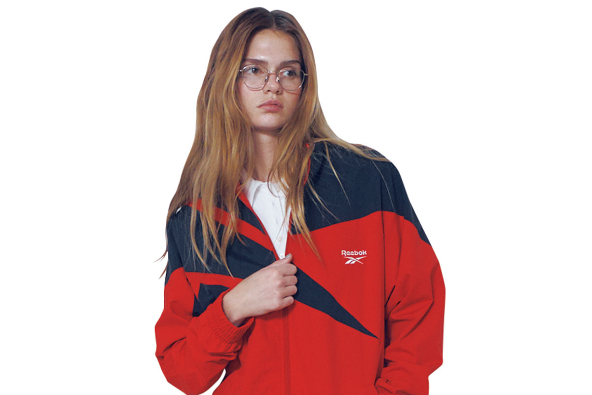 「いつものカジュアルを引き締める」キレのいい赤ジャケット（GISELe） - Yahoo!ニュース