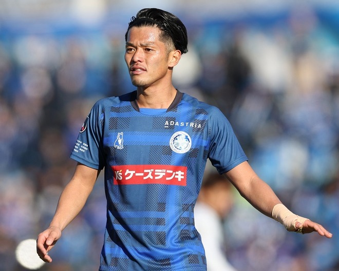 水戸のJ1昇格を心から願い――28歳FWが山口に期限付き移籍「必ず残留を果たし、笑顔でシーズンを終えられるように戦います」（SOCCER DIGEST Web） - Yahoo!ニュース