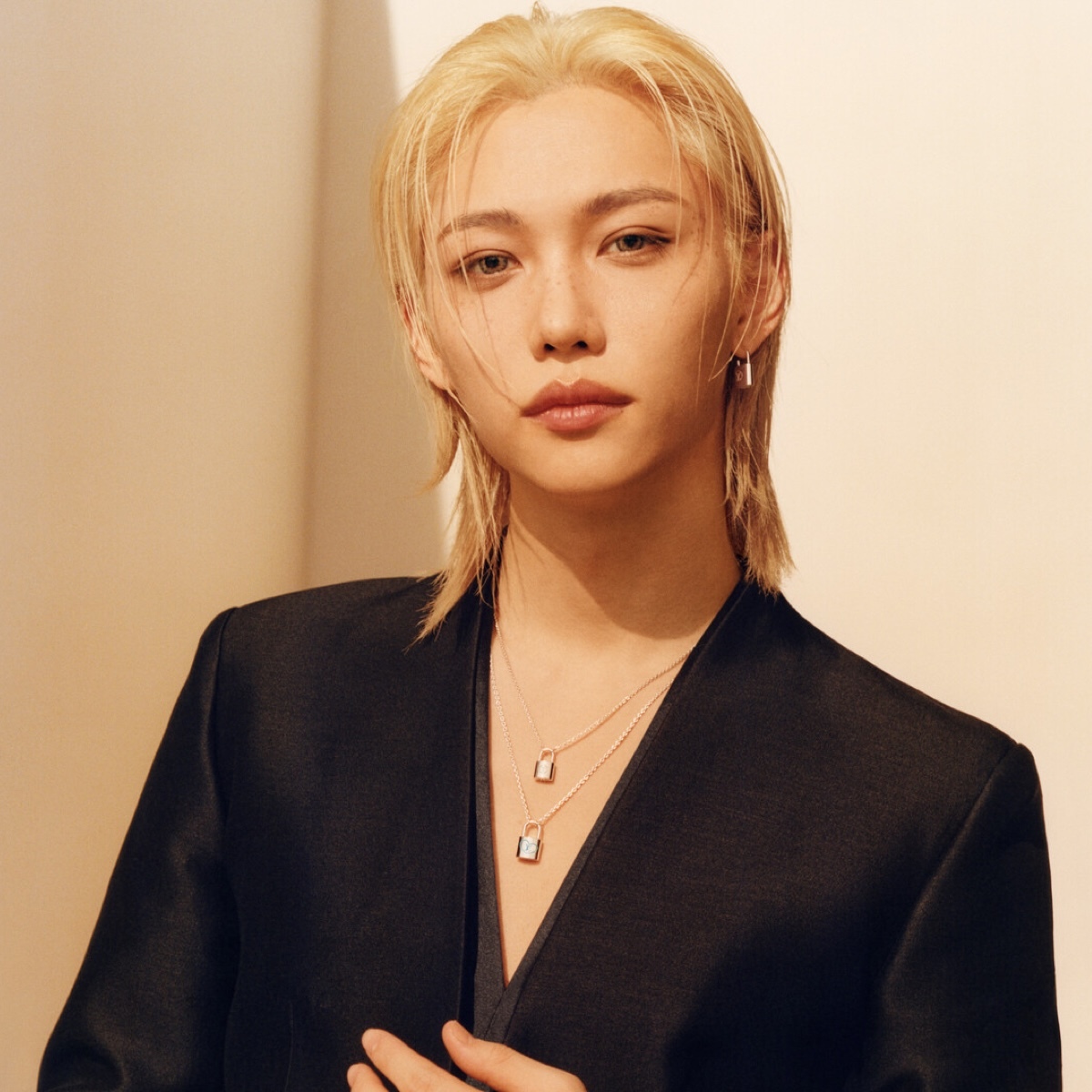 「ルイ・ヴィトン」がStray Kidsフィリックスとコラボした新作チャリティージュエリーを発売（WWDJAPAN.com） - Yahoo!ニュース