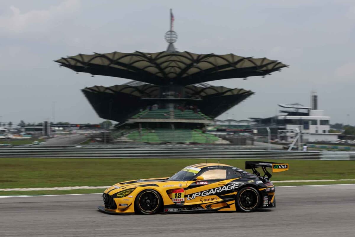 SUPER GTセパン戦、 300クラスは「UPGARAGE AMG GT3」が今季初優勝（Auto Messe Web） - Yahoo!ニュース