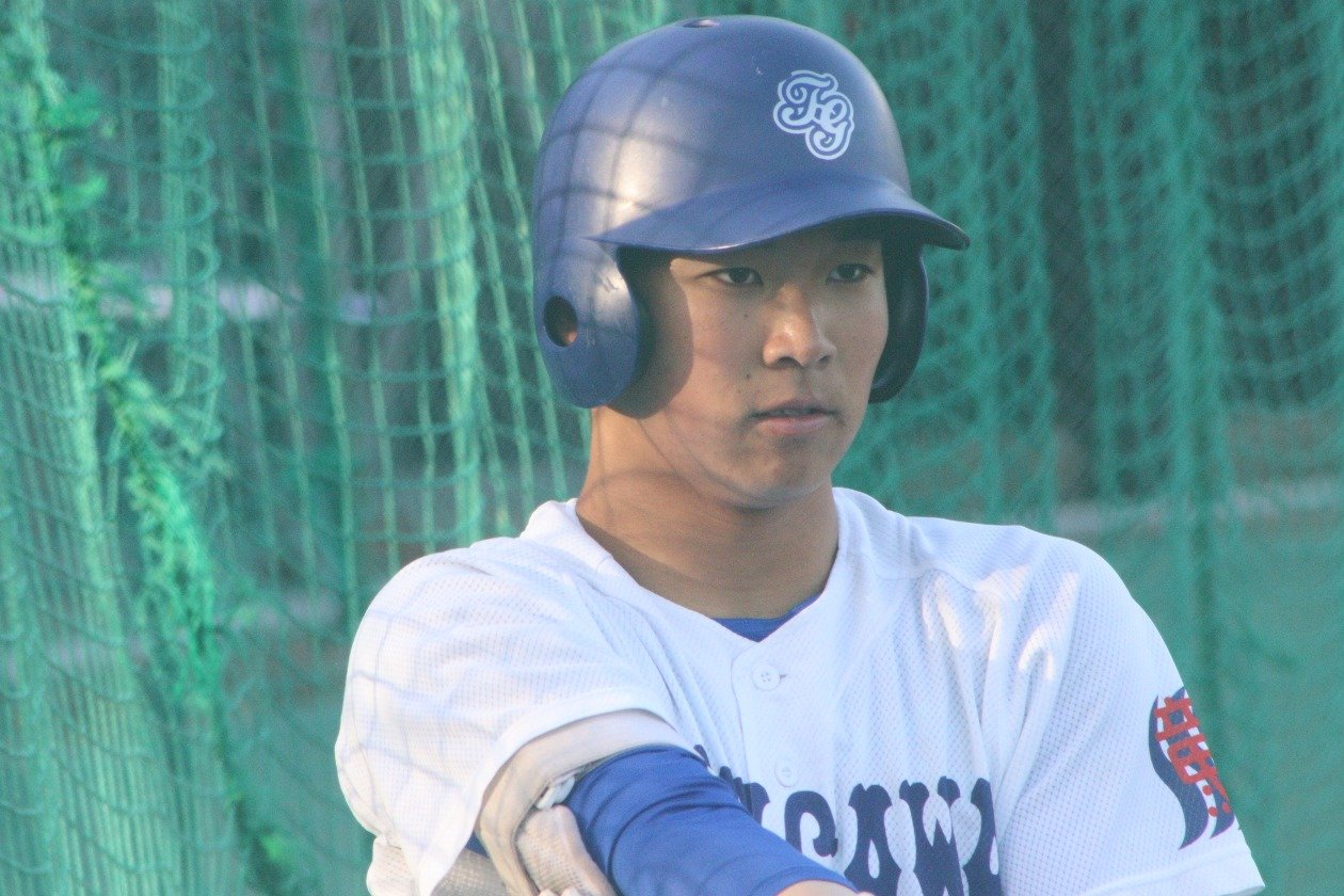 二刀流の滝川・新井が最速149キロマークで2失点完投！兵庫大会【25年夏高校野球】（高校野球ドットコム） - Yahoo!ニュース