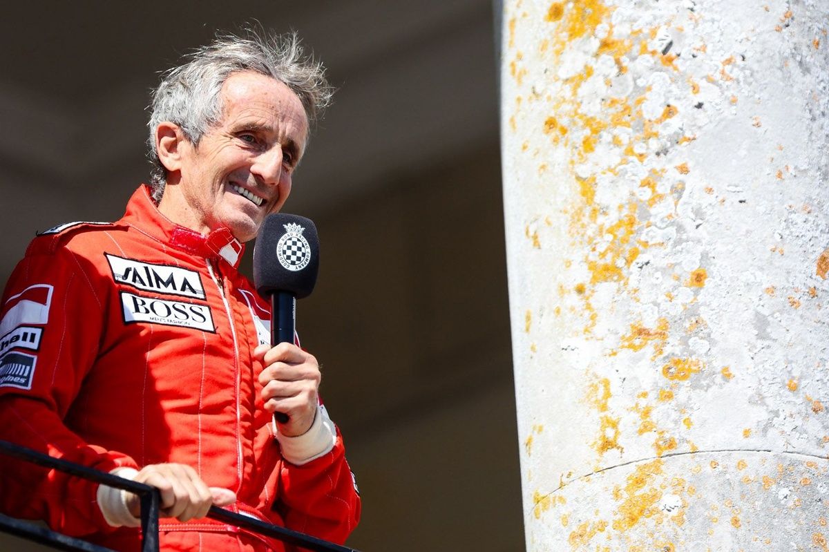 アラン・プロスト、グッドウッドでマクラーレンMP4/2BとMP4/4をドライブ「こんな機械式シフト、どうやって運転してたんだ？？」と自問 ...