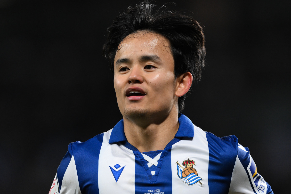 久保建英がレアル・ソシエダの選手たちをお出迎え！ 来日でV・ファーレン長崎、横浜FCと対戦（フットボールチャンネル） - Yahoo!ニュース