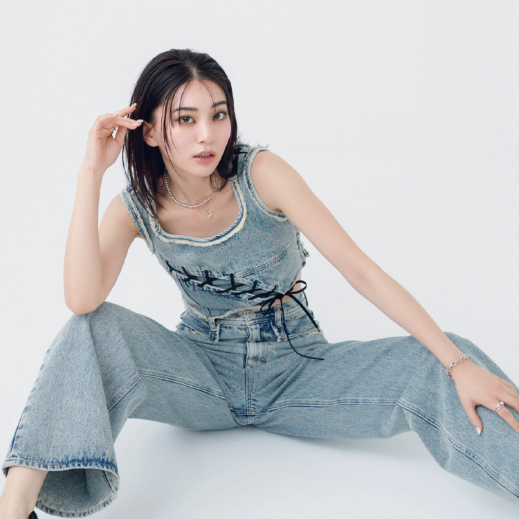 抜群のスタイル＆シャレ顔は何で作られてる？GENICのメンバー【金谷鞠杏】の愛用品は？（NET ViVi） - Yahoo!ニュース