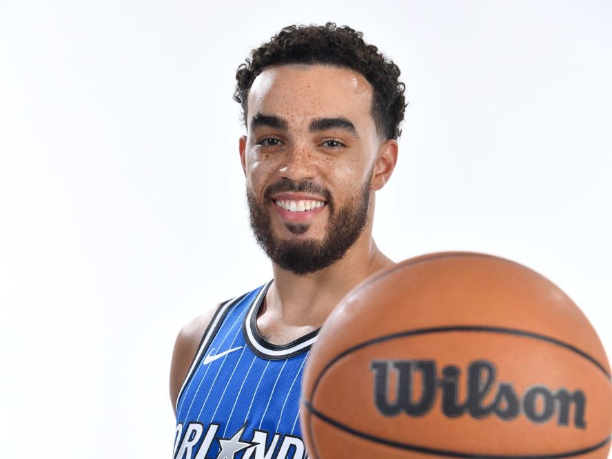 【NBA】マジックに加わった司令塔のタイアス・ジョーンズ「チームがさらに上を目指すための力になりたい」（BASKET COUNT） - Yahoo!ニュース