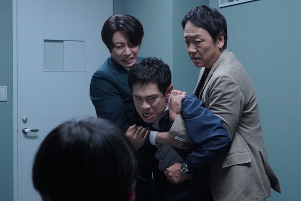 伊藤淳史“木沢”が放火犯にキレたシーンに「かっこいい」「意外と熱い男」とSNS盛り上がる＜大追跡～警視庁SSBC強行犯係～＞（WEBザテレビジョン） - Yahoo!ニュース