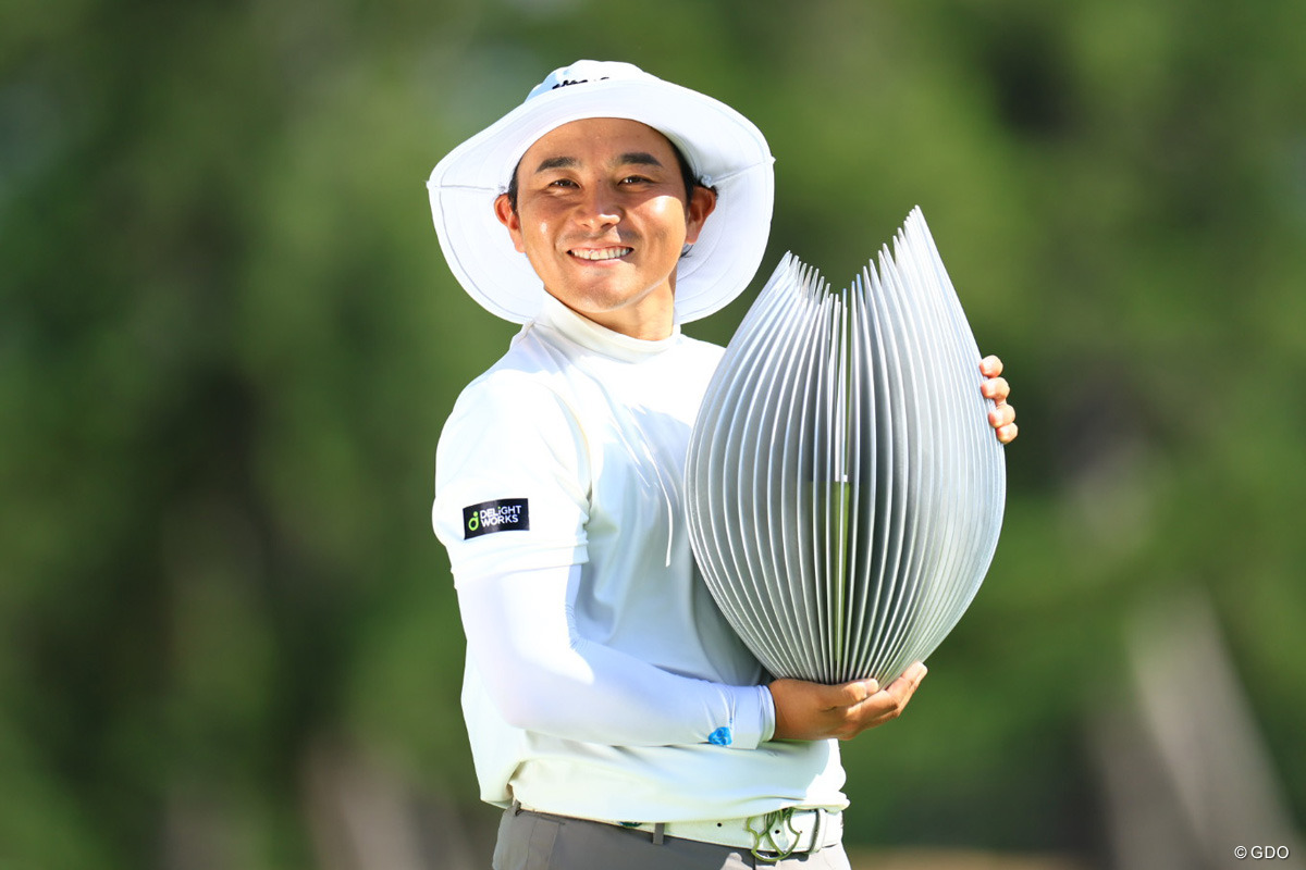 「64」の池村寛世が3打差逆転で3年ぶり3勝目 河本力2位 石川遼22位（ゴルフダイジェスト・オンライン（GDO）） - Yahoo!ニュース