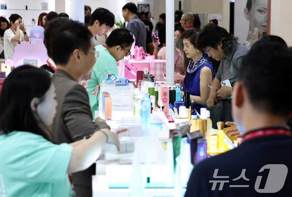 韓米関税15％でK-ビューティー業界に安堵…「価格据え置きで柔軟対応」（KOREA WAVE） - Yahoo!ニュース