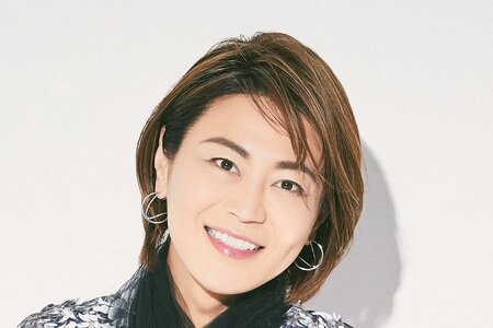 10キロ減の氷川きよし47歳 ほっそり水着姿のプール満喫ショット披露！SNS衝撃（LIMO） - Yahoo!ニュース