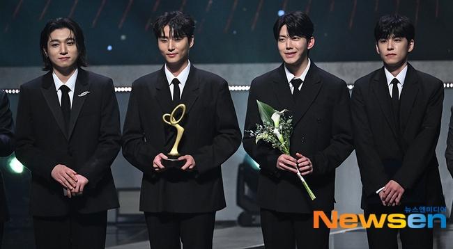 DAY6、デビュー10周年記念アルバム「The DECADE」スケジューラーを公開！豊富な予告コンテンツに期待（Kstyle） - Yahoo!ニュース