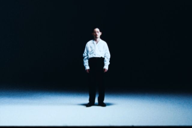 ZORN、NHK特番で発表した新曲「戦争と少女」のMV公開（CDJournal） - Yahoo!ニュース